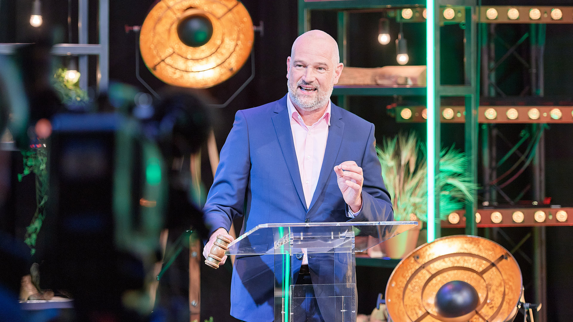 D66 – Victor Everhardt: Een dienend bestuurder